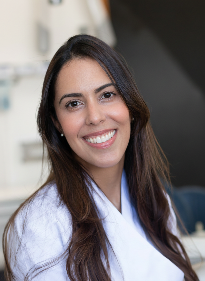 Dra. Flávia Ferreira | Cirurgiã Bucomaxilofacial em Ipanema, RJ